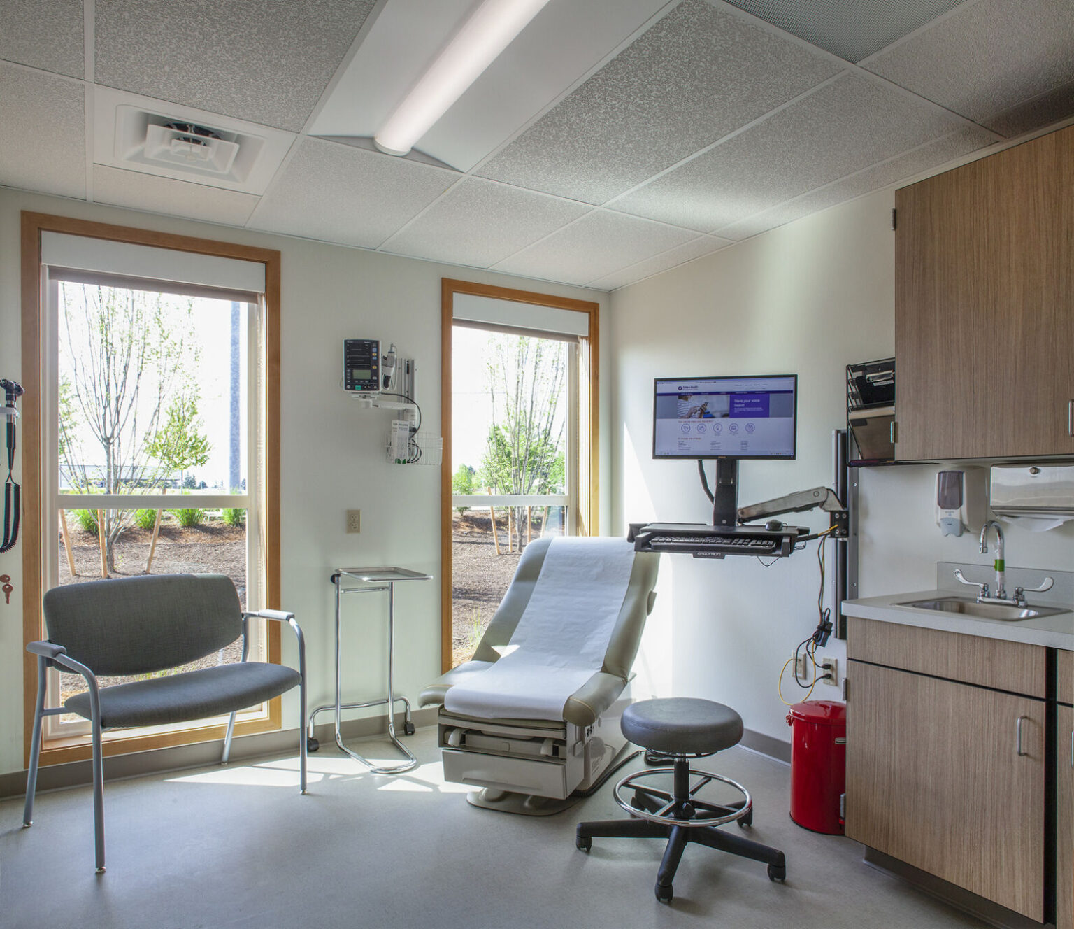 The Advantages of Modular Construction in Healthcare - Pacific Mobile ...